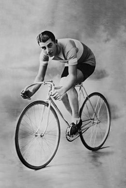 Giuseppe Olmo photo gallery by BikeRaceInfo